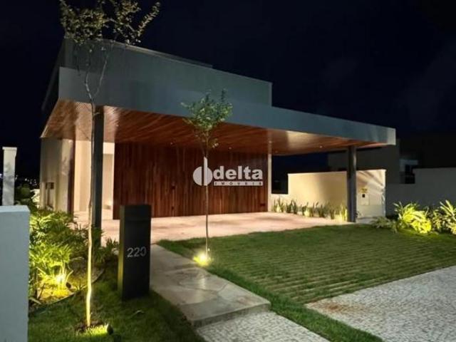 Casa no condomínio Tamboré disponível para venda em Uberlândia MG
