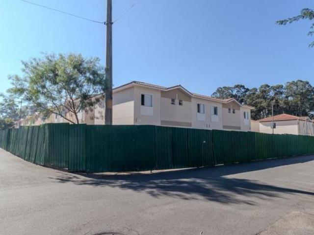 Casa no condomínio Terrara para venda com 3 quartos, sendo 1 suíte, 92m²