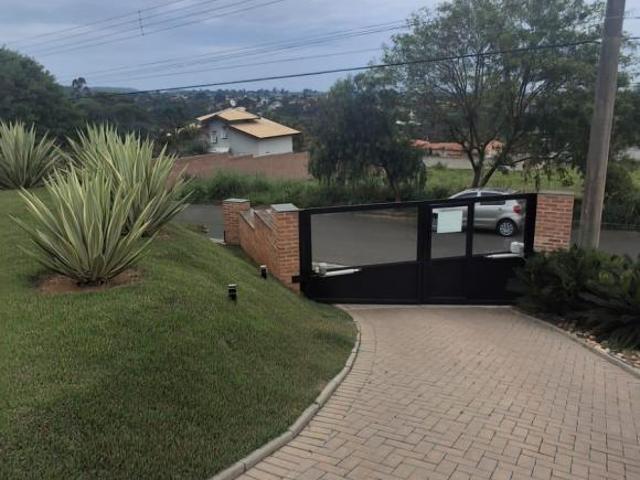 Casa no condomínio TERRAS DE ITAICI para venda com 3 quartos, sendo 3 suítes, 261m²