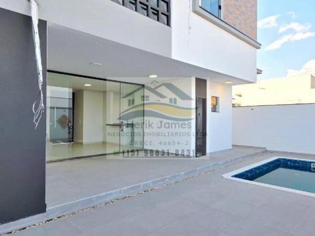 Casa no Condomínio Terras de São Francisco