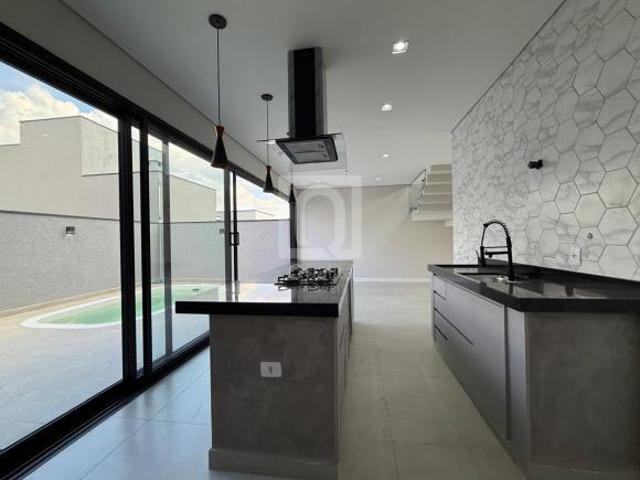 Casa no Condomínio Terras de São Francisco Sorocaba