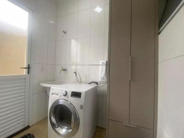 Casa no condomínio TERRAS DE SÃO FRANCISCO para venda com 3 quartos, sendo 3 suítes, 185m² remaxma
