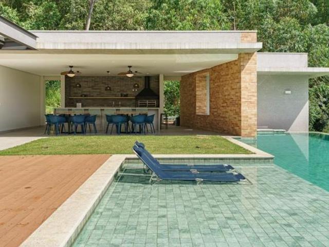 Casa no condomínio Voturuna Eco Park para venda com 5 quartos, sendo 5 suítes, 622m²