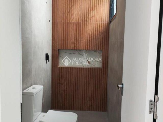 Casa no Condomínio Vale das Camélias no Vale Ville