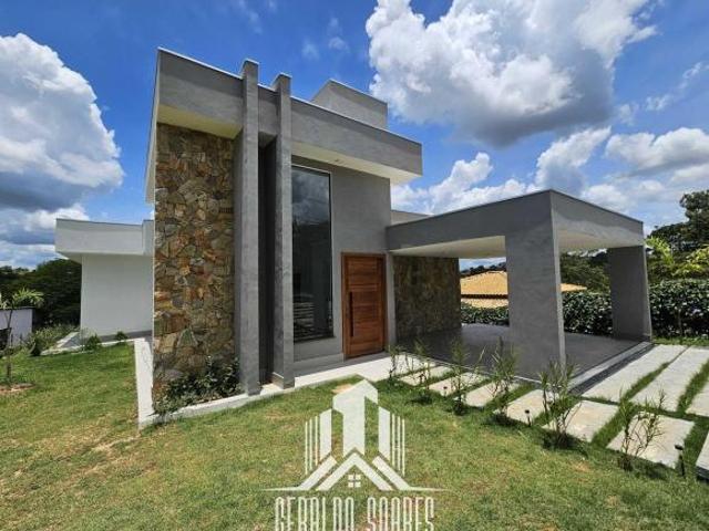 Casa no Condomínio Vale do Luar