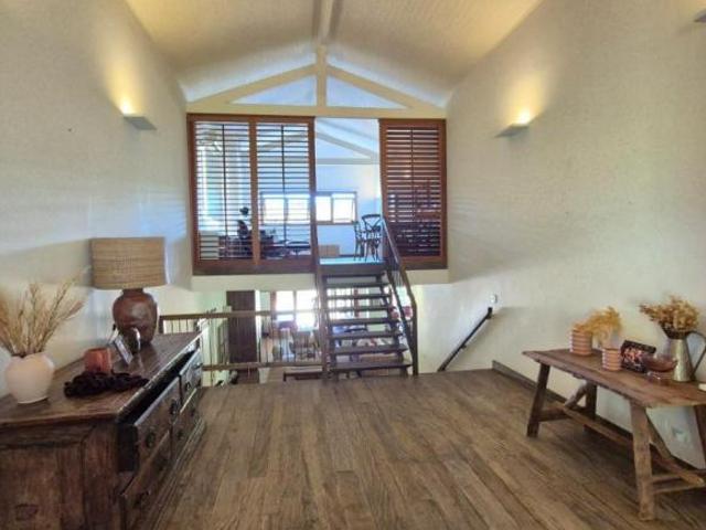 Casa no condomínio Veleiros de Ibiúna para venda com 5 quartos, sendo 1 suíte, 443m²
