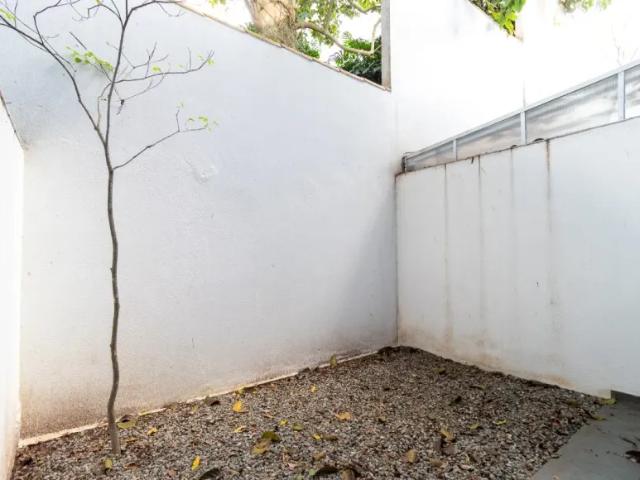 Casa no condomínio Vitta Parque para venda com 3 quartos, sendo 1 suíte, 146m²