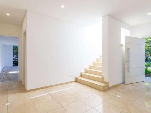 Casa no condomínio Vila Verde para venda com 4 quartos, sendo 4 suítes, 631m² urban#XZZHB