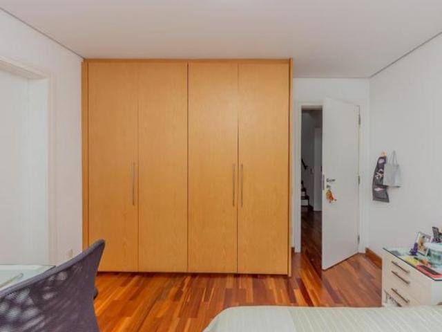 Casa no condomínio Villa De Monterey para venda com 6 quartos, sendo 4 suítes, 369m² remaxfront#B1