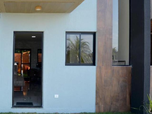 Casa no condomínio Villa Hipica Residence para venda com 2 quartos, sendo 1 suíte, 82m²