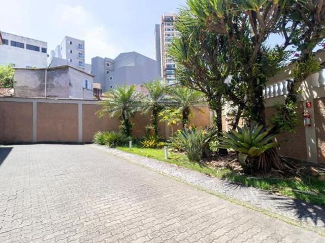 Casa no condomínio Villaggio Michelan para venda com 3 quartos, sendo 1 suíte, 157m²