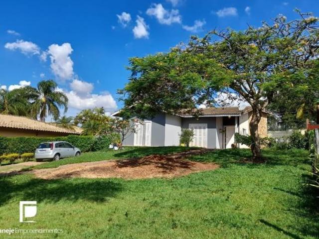 Casa no Condomínio Village Águas de Santa Eliza