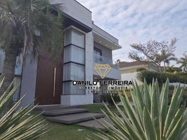 Casa no Condominio Village Castelo à venda em itu,com 4 quartos à venda, 510 m² por R$ 3.900.000,0
