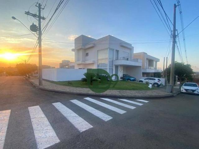 Casa no Condomínio Villagio em Americana