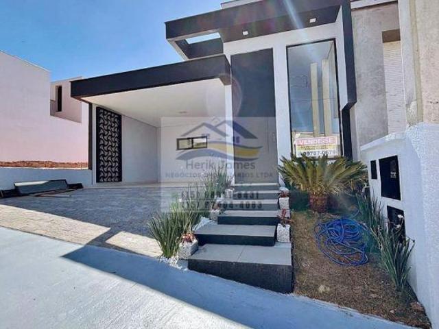 Casa no Condomínio Villagio Wanel