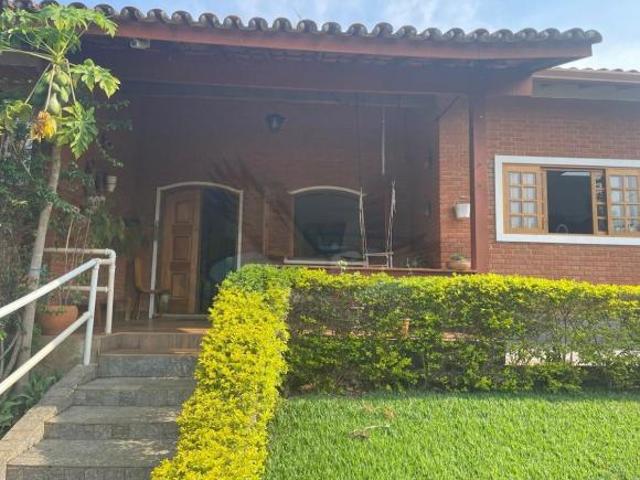 Casa no Condomínio Ville Chamonix em Itatiba SP