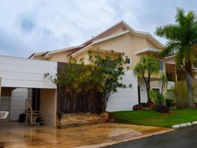 Casa no Condomínio Ville de Montagne com 4 suítes HABITE SE e ESCRITURADA