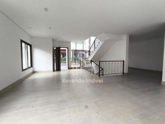 Casa no Condomínio VISTA 908 em Santo Amaro Casa de 337m² com 4 suites, 5 banh