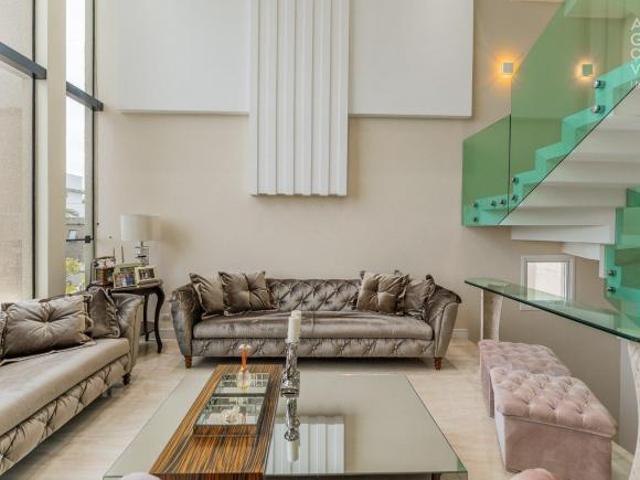 Casa no Costa Ferrara, 03 Suítes, 05 Vagas, Piscina Privativa no Rooftop, Santa Felicidade, Curitiba