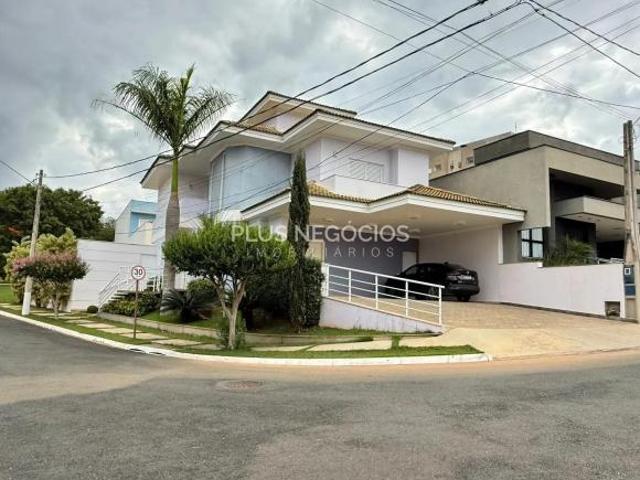 Casa no Di Parma, ótima localização, proximo ao Campolim