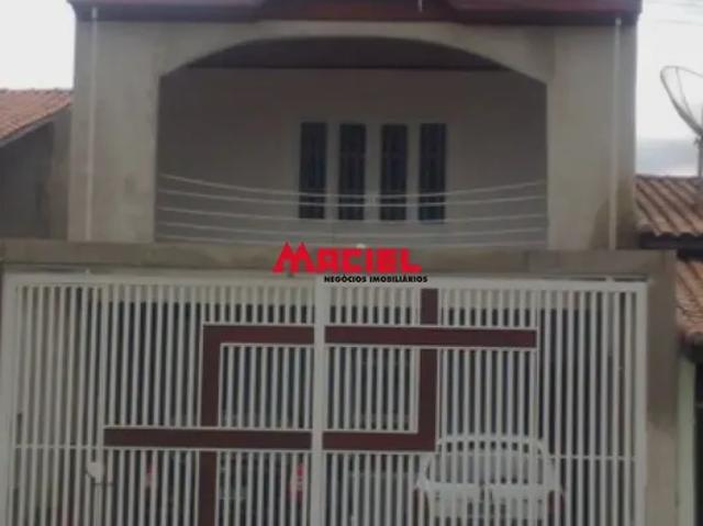 Casa no Dom Bosco, bem localizada na Zona Leste de São José dos Campos SP