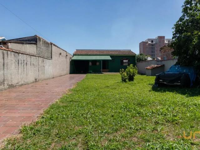 Casa no Fanny de 130.4 m² com 4 quartos