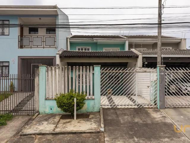 Casa no Guabirotuba de 147 m² com 3 quartos