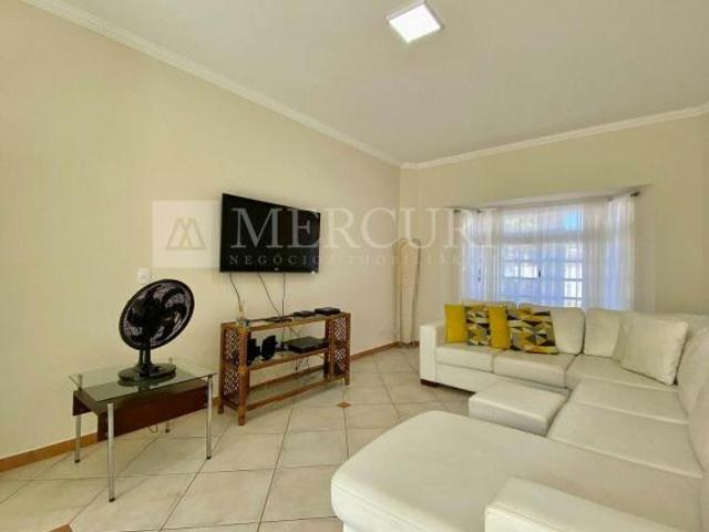 Casa no Guarujá, Condomínio Fechado, Jardim Acapulco, 4 quartos 4 suítes à venda Mercuri Imóveis