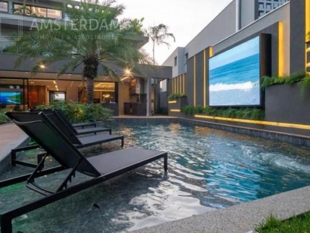 Casa no Golfe Clube, no M12 na Riviera, com 7 suítes, 739,00 m² de área construída