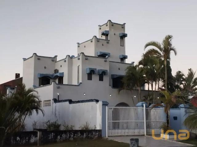 Casa no Grajau de 350 m² com 4 quartos