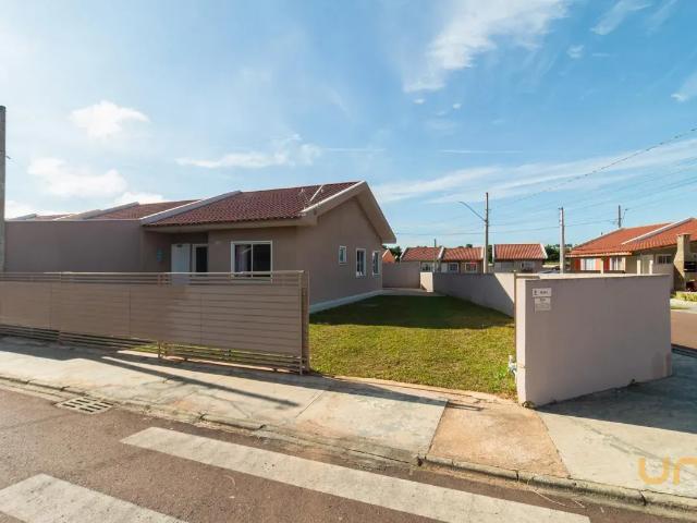 Casa no Gralha Azul de 55.74 m² com 3 quartos