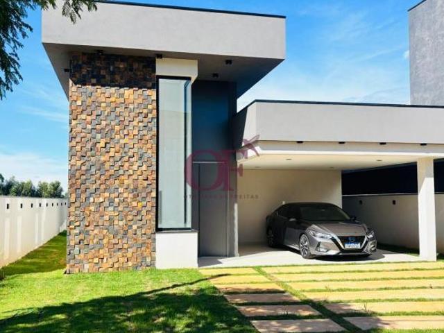 Casa no Ibi Aram II com 3 Suítes, Piscina e Área Gourmet