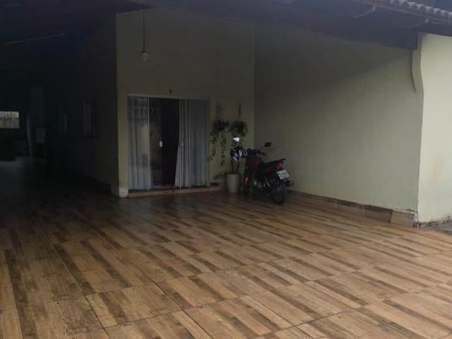 CASA NO JARDIM TROPICAL, EM APARECIDA DE GOIANIA Casa de Rua com 3 Quarto s por R$ 600000.00 no se