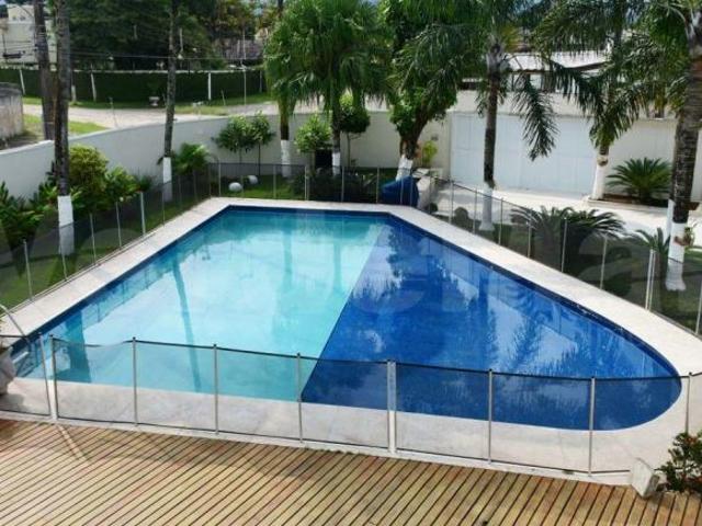 Casa no Jardim Virgínia na praia da Enseada em Guarujá