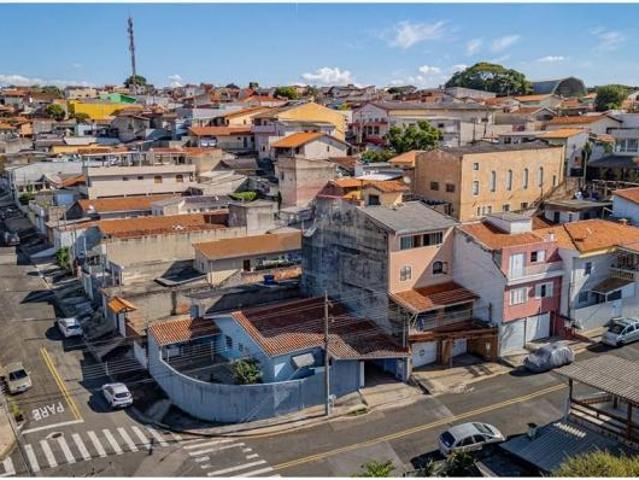 Casa no Jardim Alvinópolis, Atibaia Ótima Localização