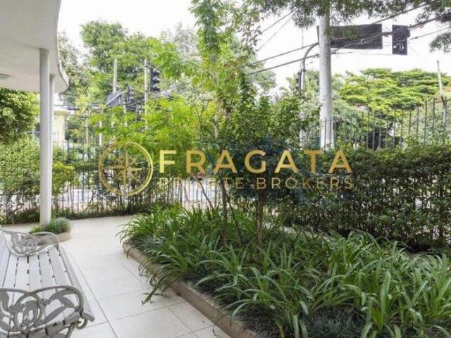 Casa no Jardim América 350m2 Área Privativa, 4 dorms