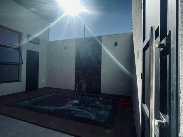 Casa no Jardim Ana Helena por R$ 990.000,00