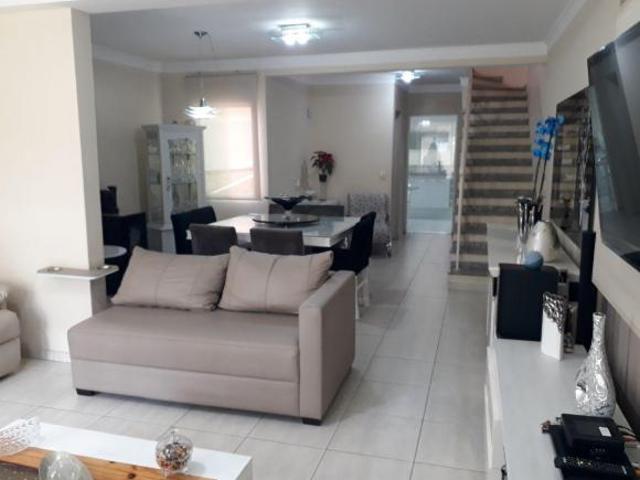 Casa no Jardim Bonfiglioli três dormitórios três suítes quatro vagas