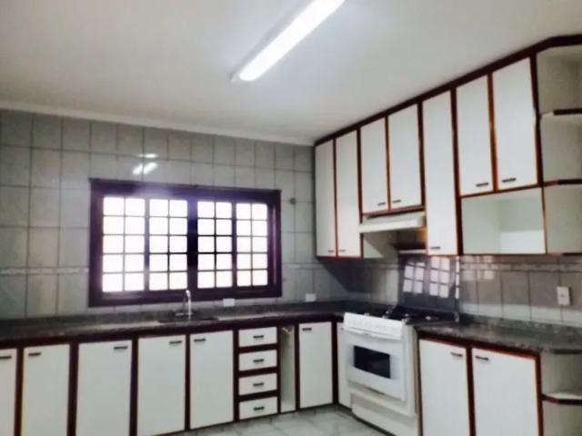 Casa no jardim das colinas!