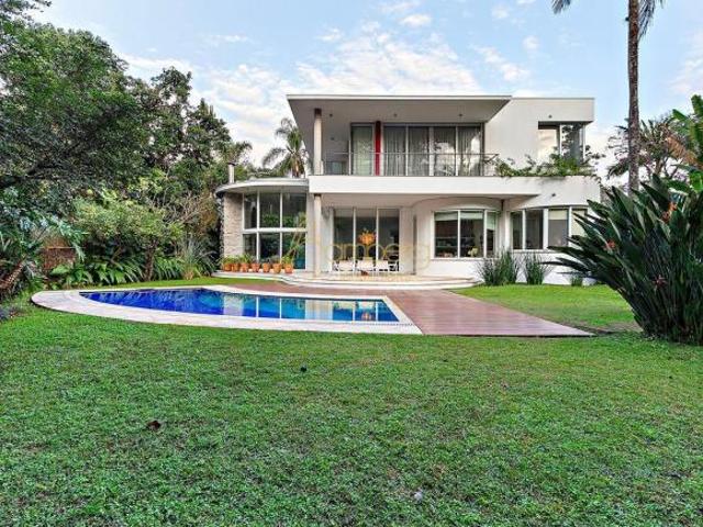 Casa no Jardim dos Estados, requinte, bom gosto em ambiente sofisticado e muito acolhedor