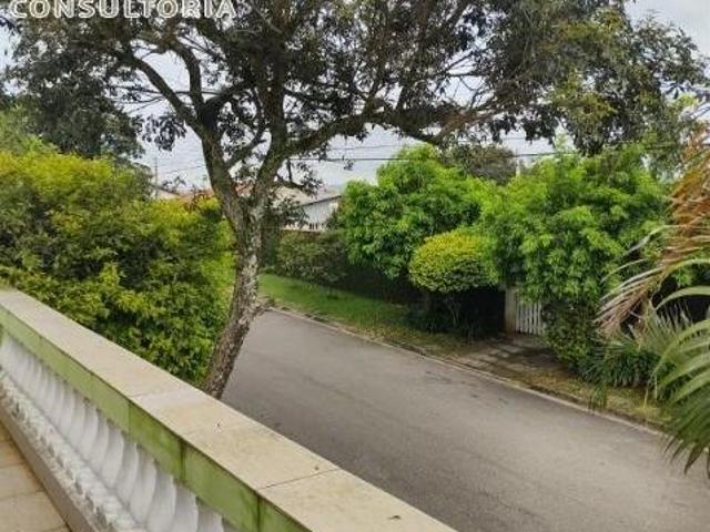 Casa no Jardim dos Pinheiros com quintal, edícula e área gourmet com churrasqueira