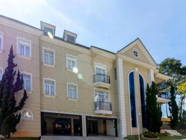 Casa no Jardim França em condomínio fechado com segurança e privacidade
