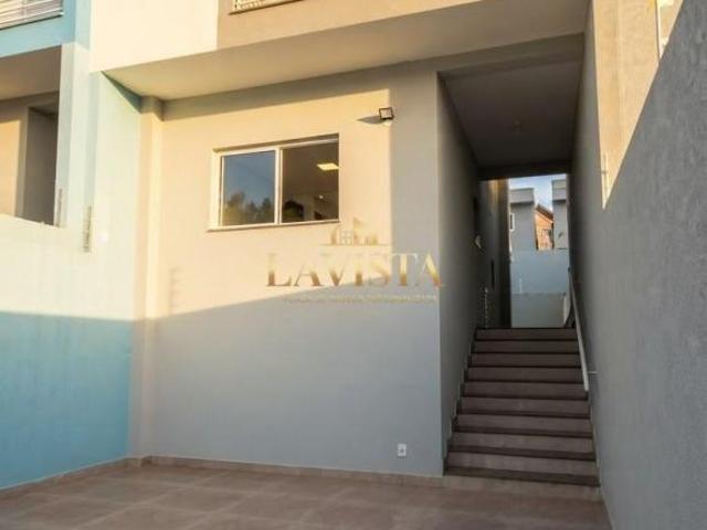 Casa no Jardim Imperial com 2 Suítes e quintal Atibaia