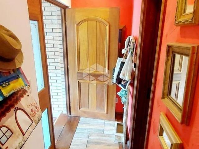 Casa no Jardim Isabel, próximo a Coronel Marcos, com 3 dormitórios sendo uma suíte