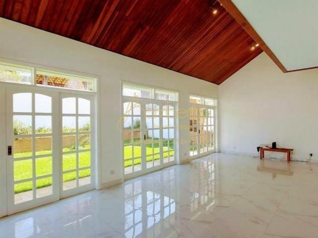 Casa no Jardim Leonor com 535m² de terreno Reformada 4 dormitórios