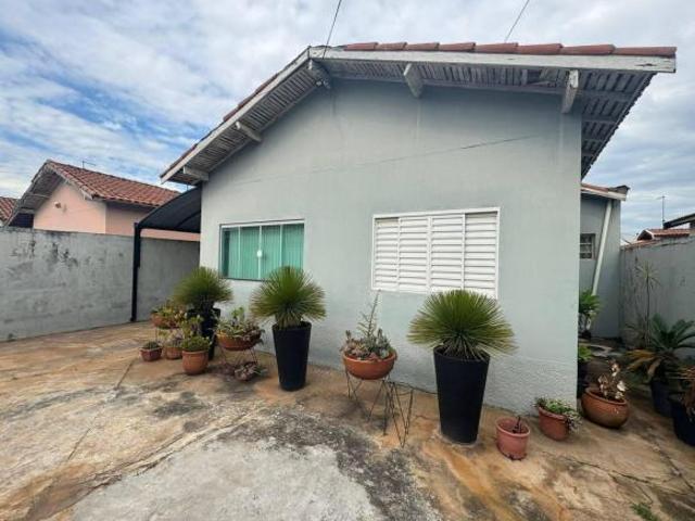Casa no Jardim Leonor em Artur Nogueira