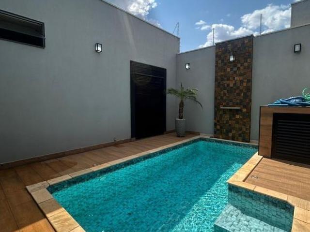 Casa no Jardim Natal por R$ 850.000,00