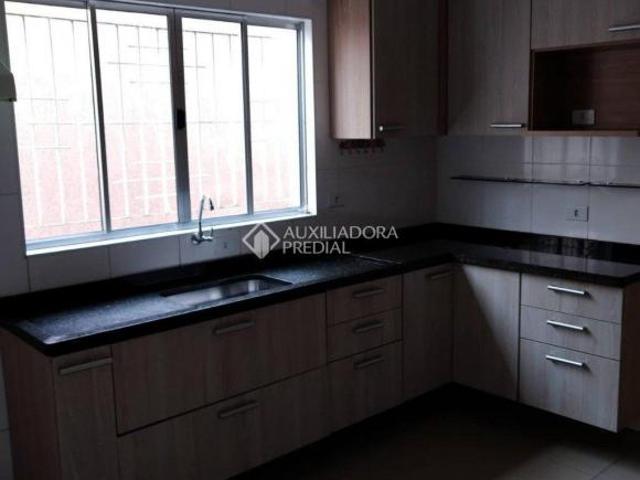 Casa no Jardim Pedroso Santo André: 2 quartos 2 banheiros 2 vagas de garagem