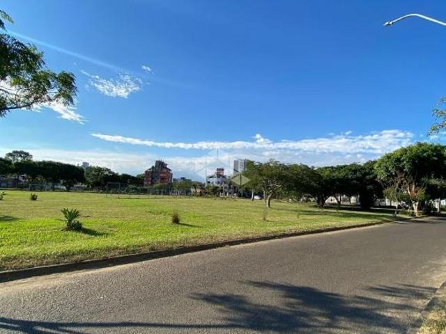 CASA NO JARDIM PLANALTO COM 3 DORMITORIOS