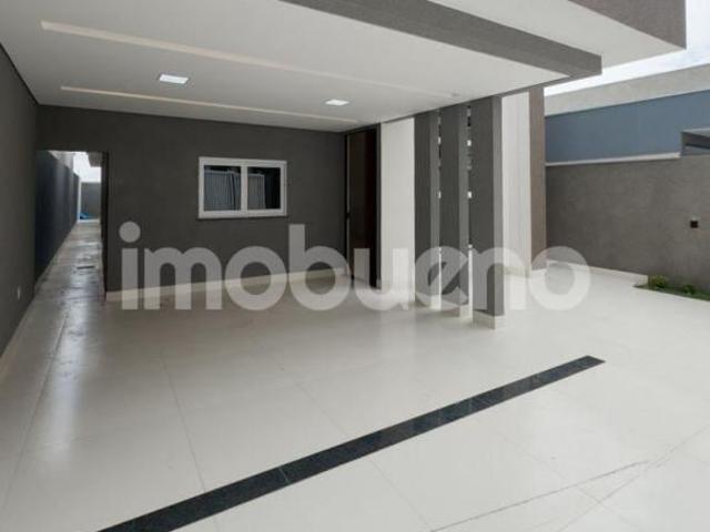 Casa no Jardim Primavera, com 3 quartos, sendo 1 suíte, 294m²